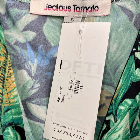 Jealous Tomato | Tops | Nwt Jealous Tomato Palm Leaf Print Bodysuit ...